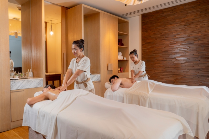 Grand Hyatt Erawan Bangkok: i.sawan Residential Spa & Club Named Among ...